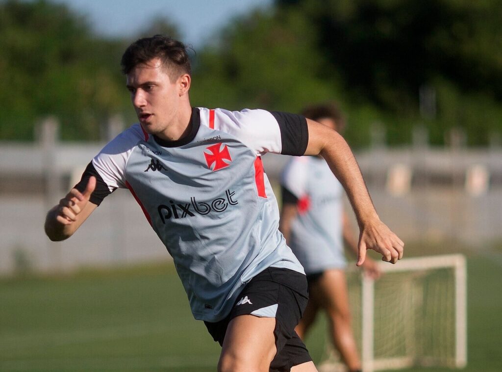 Chi è Lucas Piton, il nuovo oriundo preconvocato in Nazionale che sogna ...