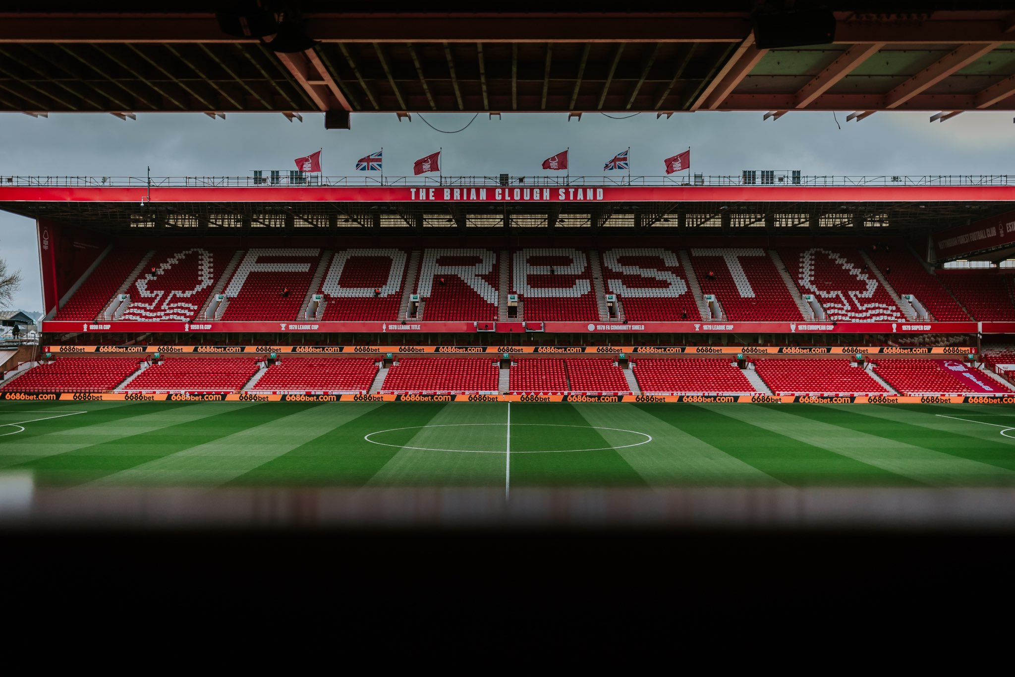 Nottingham Forest, inflitti 4 punti di penalizzazione: violato il Fair ...