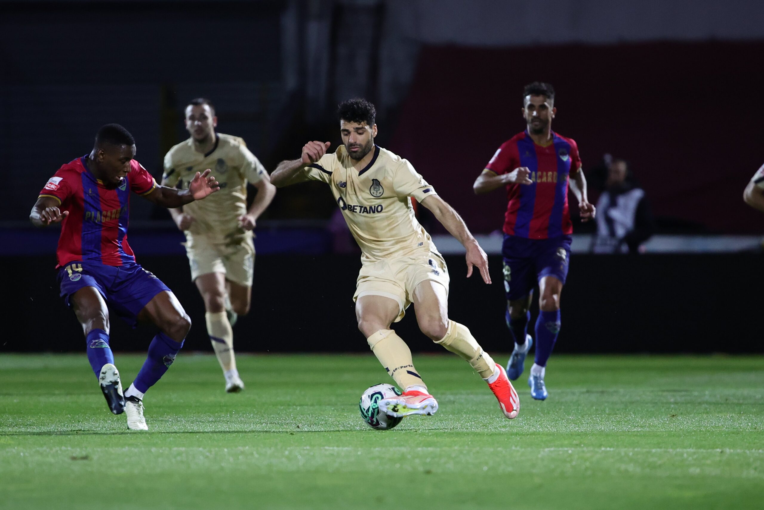 Ufficiale: Taremi è un nuovo attaccante dell'Inter