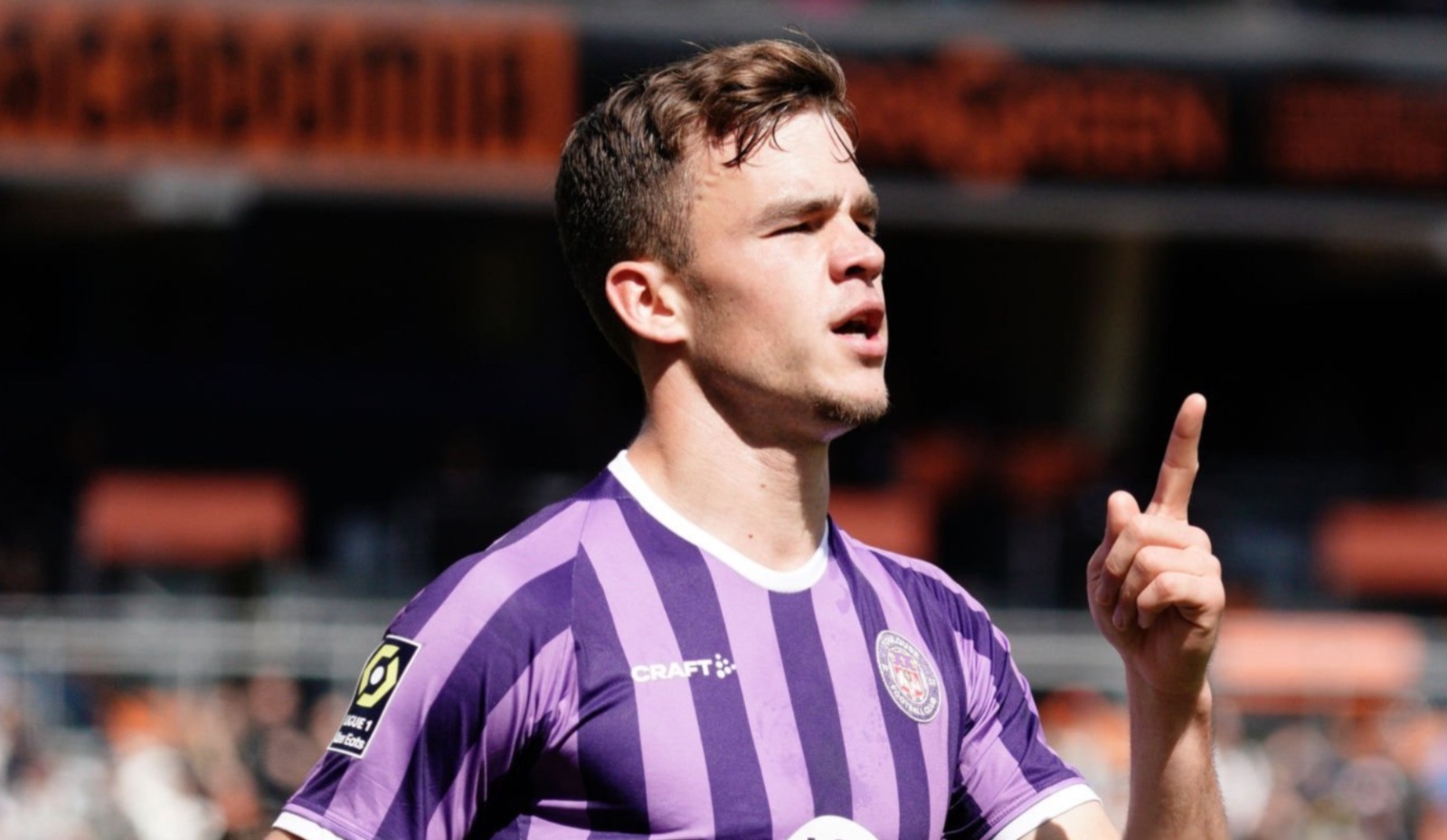 Dallinga nuovo attaccante del Bologna, è ufficiale: l'annuncio